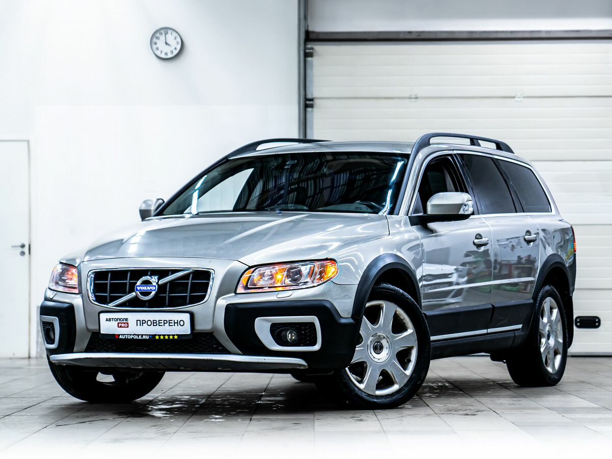 Купить б/у Volvo XC70 II 2.4d AT (215 л.с.) 4WD дизель автомат в Санкт-Петербурге: бежевый ...