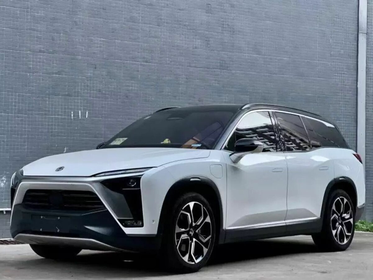 Купить б/у Nio ES8 I 100 kWh Electro AT (400.0 кВт) 4WD электро автомат в Благовещенске: белый ...