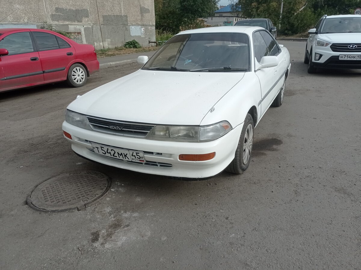 Купить б/у Toyota Corona EXiV I (ST180) 2.0 MT (140 л.с.) бензин ...