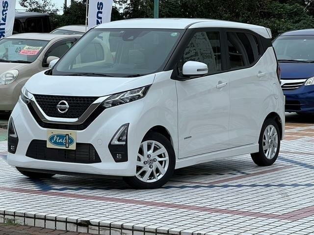 Купить б/у Nissan Dayz II MHEV 0.7 CVT (64 л.с.) 4WD бензин вариатор во ...