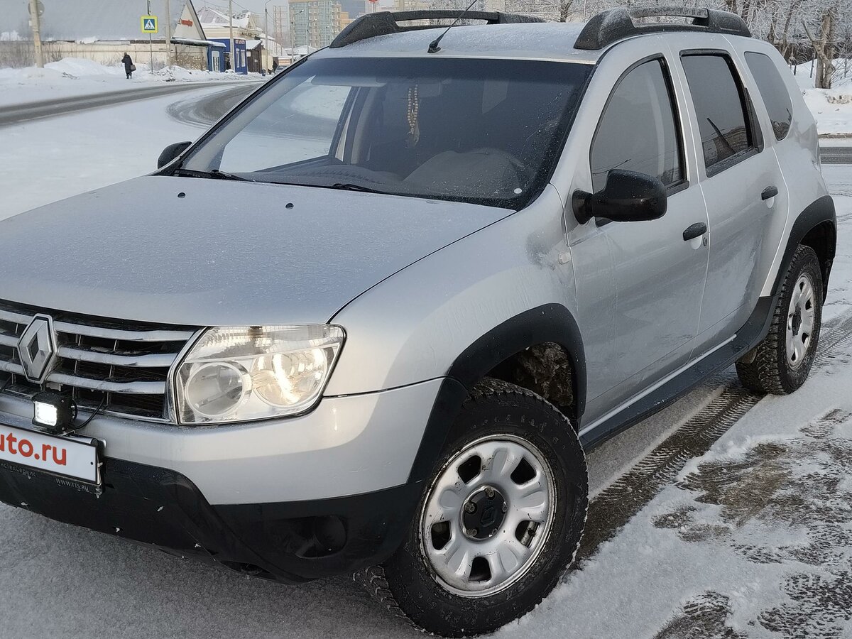 Купить б/у Renault Duster I 1.6 MT (102 л.с.) бензин механика в Казани ...