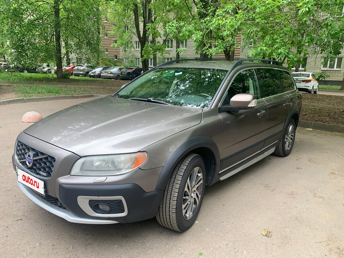 Купить б/у Volvo XC70 II 3.2 AT (238 л.с.) 4WD бензин автомат в Красном Поселке: коричневый ...