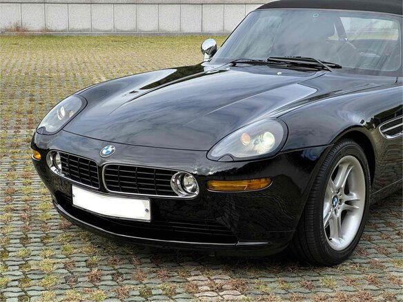 Купить б/у BMW Z8 2000-2003 4.9 MT (400 л.с.) бензин механика в Кемерове: чёрный БМВ з8 2002 ...