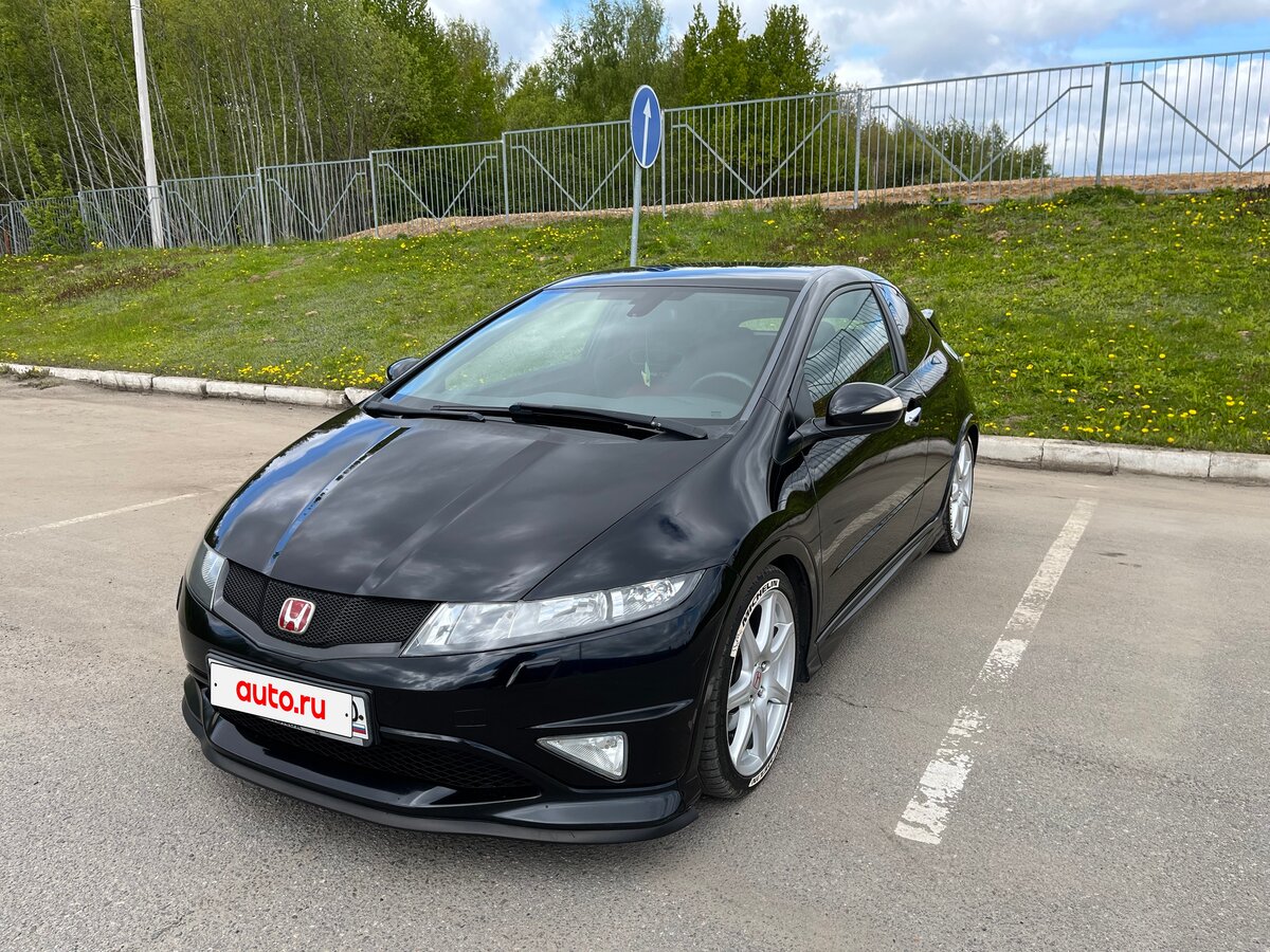 Купить б/у Honda Civic Type R VIII Рестайлинг 2.0 MT (201 л.с.) бензин ...