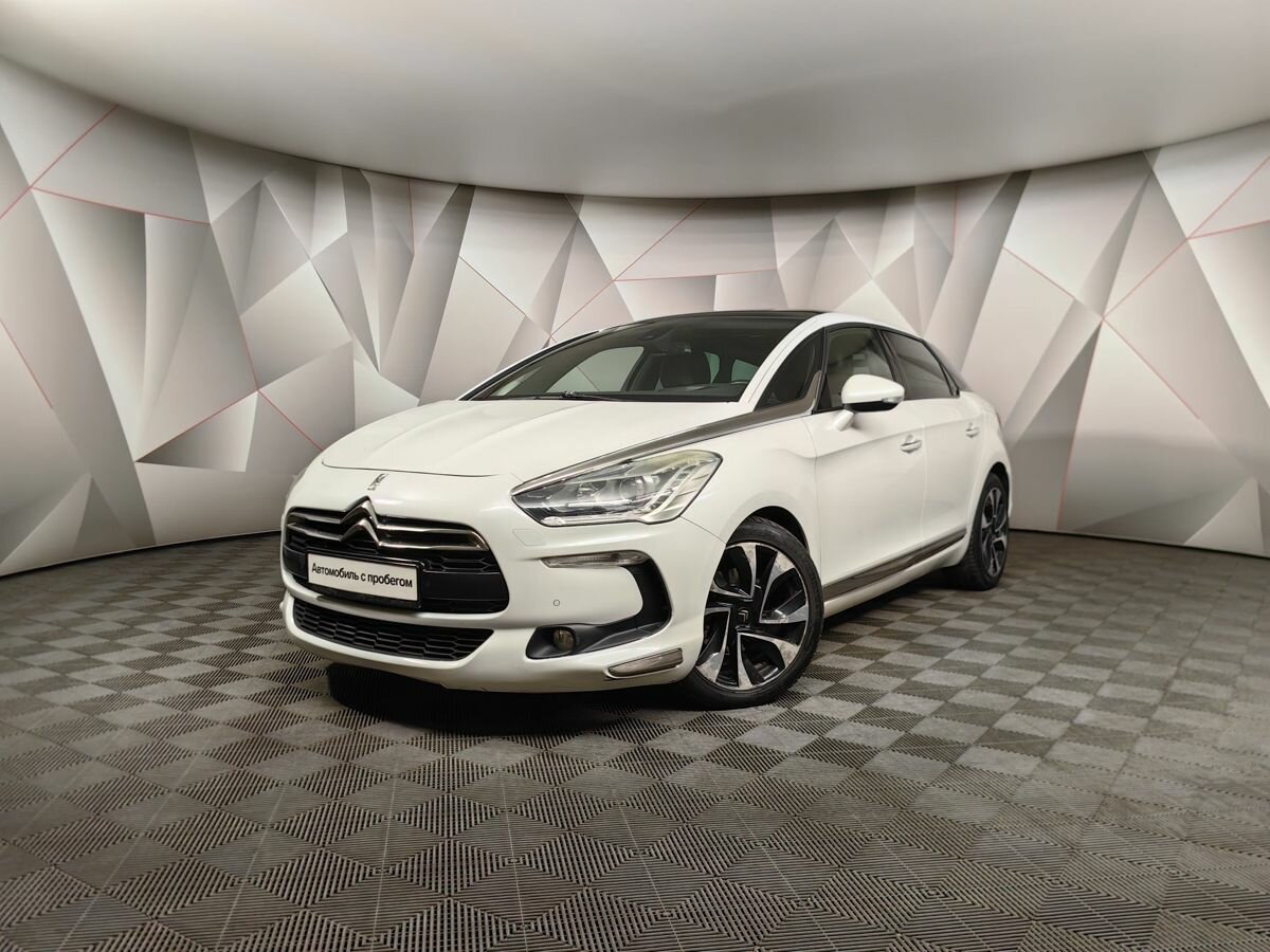 Купить б/у Citroen DS5 2012-2015 1.6 AT (150 л.с.) бензин автомат в Москве: белый Ситроен дс5 ...