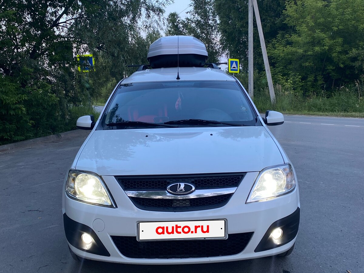 Купить б/у Lada (ВАЗ) Largus I 1.6 MT (105 л.с.) бензин механика в Тюмени: белый Лада Ларгус I ...