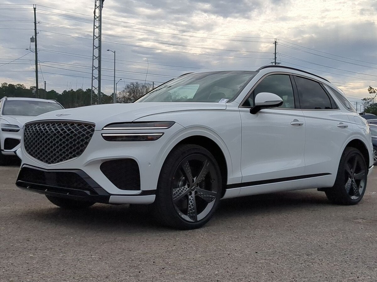 Купить б/у Genesis GV70 I Рестайлинг 3.5 AT (380 л.с.) 4WD бензин автомат во Владивостоке: белый ...