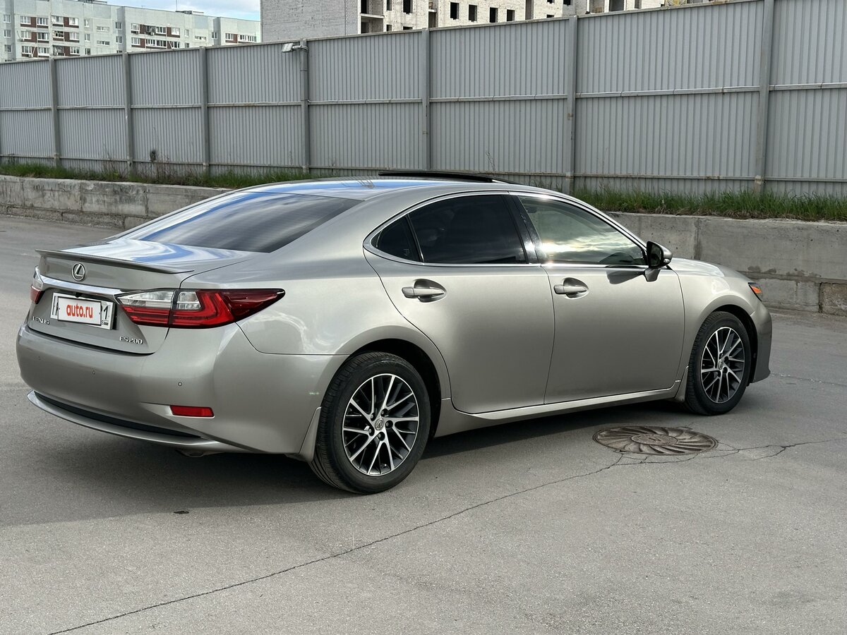 Купить б/у Lexus ES VI Рестайлинг 200 2.0 AT (150 л.с.) бензин автомат ...