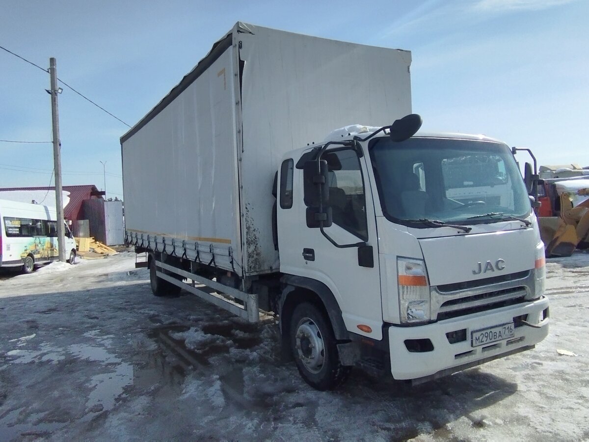 Купить б/у JAC N120 дизель механика в Высокогорском районе: белый бортовой грузовик 2022 года по ...