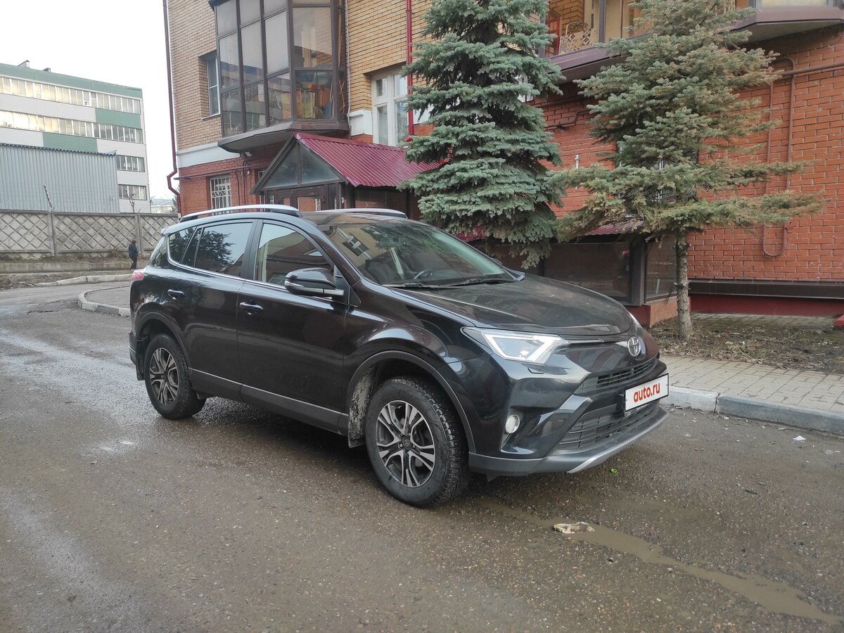 Купить б/у Toyota RAV4 IV (XA40) Рестайлинг 2.0 CVT (146 л.с.) 4WD ...