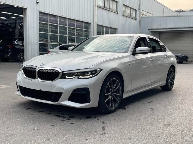 Купить б/у BMW 3 серии VII (G2x) 325Li 2.0 AT (184 л.с.) бензин автомат во Владивостоке: белый ...