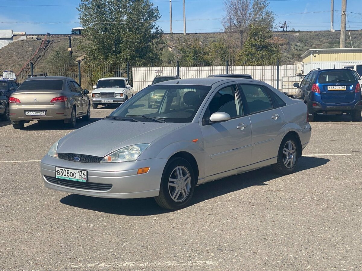 Купить б/у Ford Focus I Рестайлинг 1.6 MT (98 л.с.) бензин механика в ...