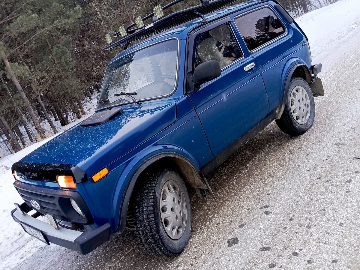 Купить б/у Lada (ВАЗ) 2121 (4x4) I Рестайлинг 1.7 MT (79 л.с.) 4WD бензин механика в Юрге: синий ...