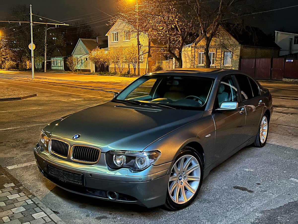 Купить б/у BMW 7 серии IV (E65/E66) 745i 4.4 AT (333 л.с.) бензин автомат в Пятигорске: зелёный ...
