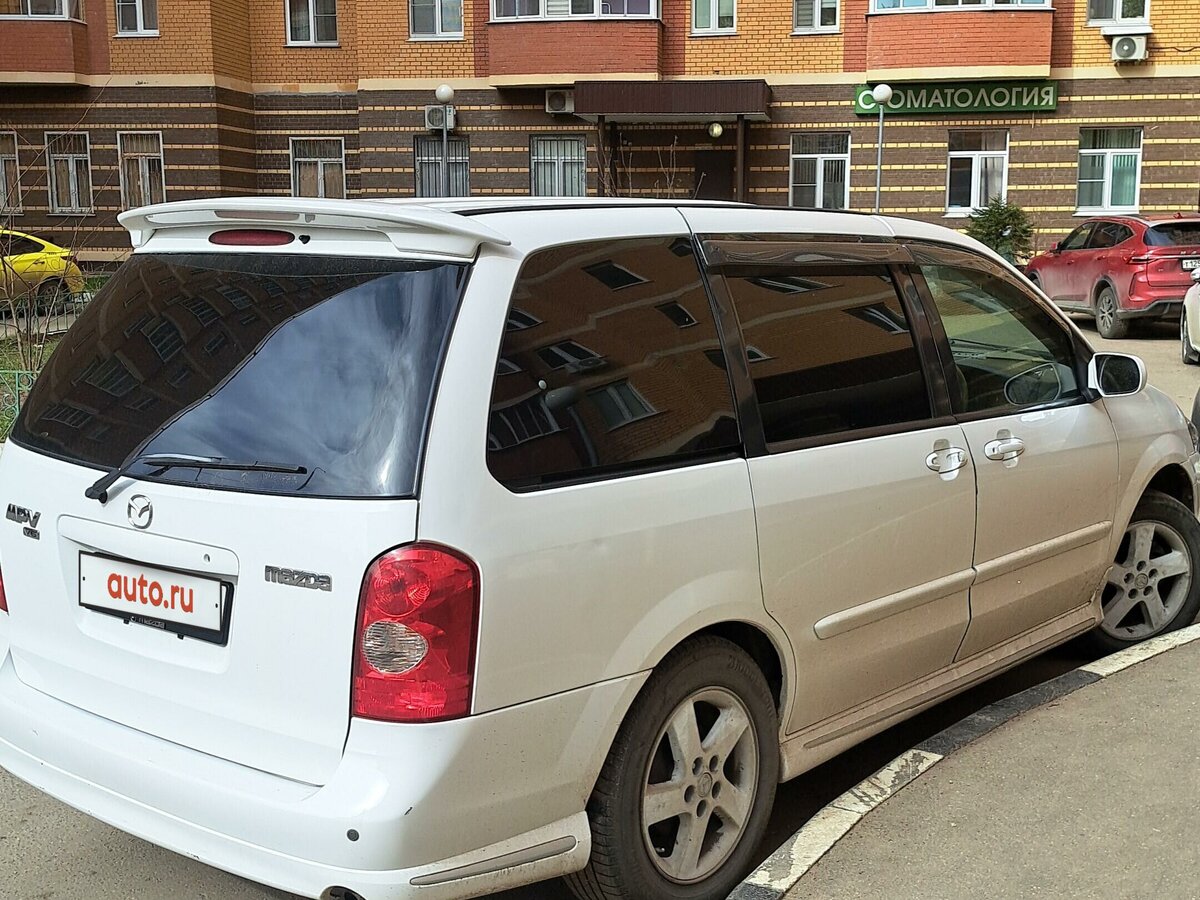 Купить б/у Mazda MPV II (LW) 3.0 AT (200 л.с.) бензин автомат в Москве: белый Мазда MPV II (LW ...
