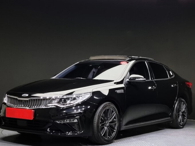 Купить б/у Kia K5 II 2.0 AT (245 л.с.) бензин автомат во Владивостоке: чёрный Киа к5 II седан ...