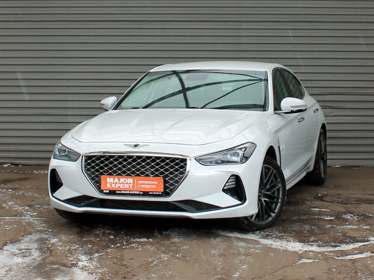 Купить б/у Genesis G70 I 2.0 AT (197 л.с.) 4WD бензин автомат в Москве: белый Генезис Г70 I ...