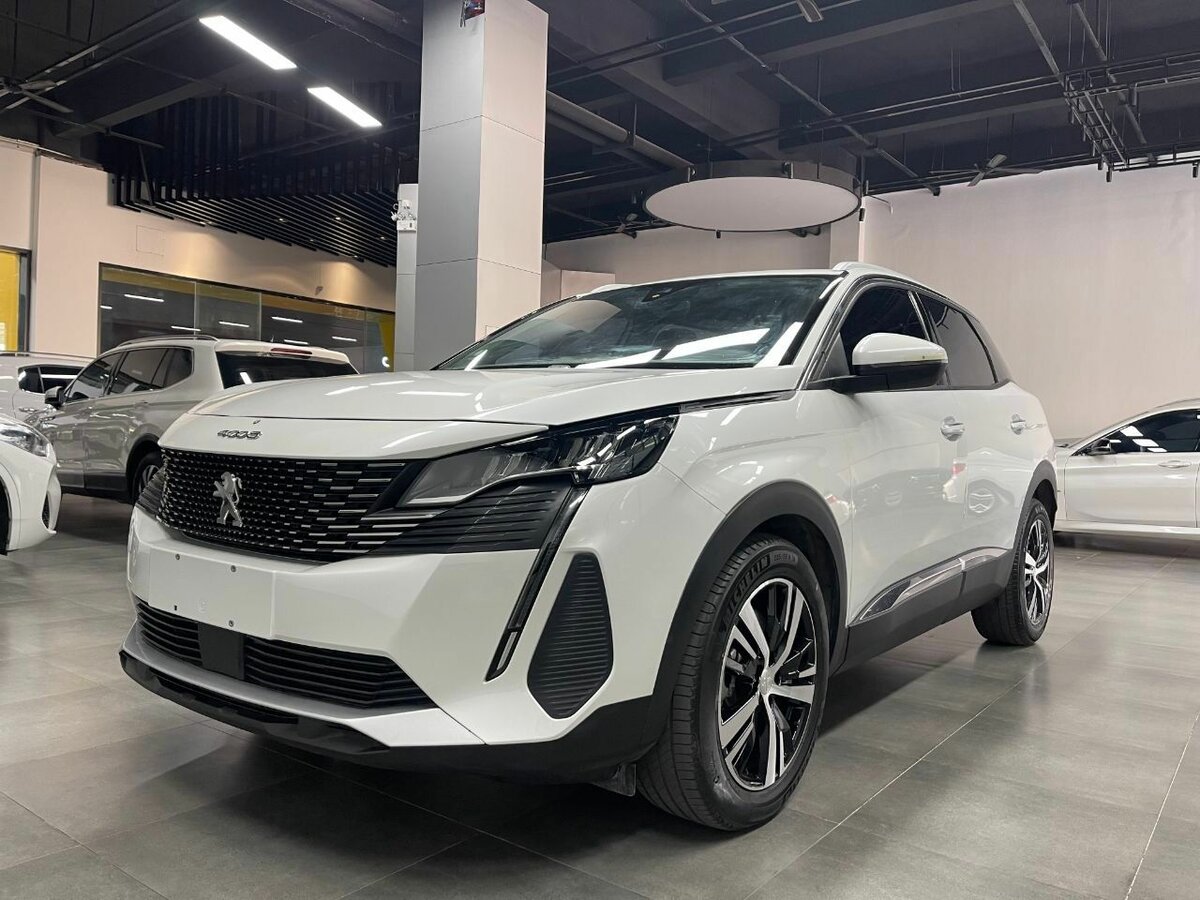 Купить б/у Peugeot 4008 II Рестайлинг 1.8 AT (211 л.с.) бензин автомат в Санкт-Петербурге: белый ...