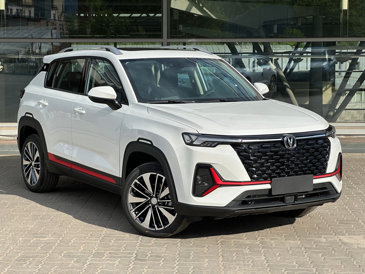 Купить новый Changan CS35PLUS I Рестайлинг 1.4 AMT (150 л.с.) бензин робот в Москве: белый ...