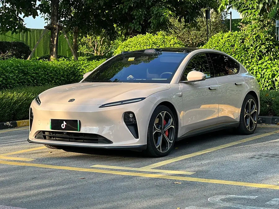 Купить б/у Nio ET5 2022-н.в. 75 kWh Electro AT (360 кВт) 4WD электро автомат во Владивостоке ...