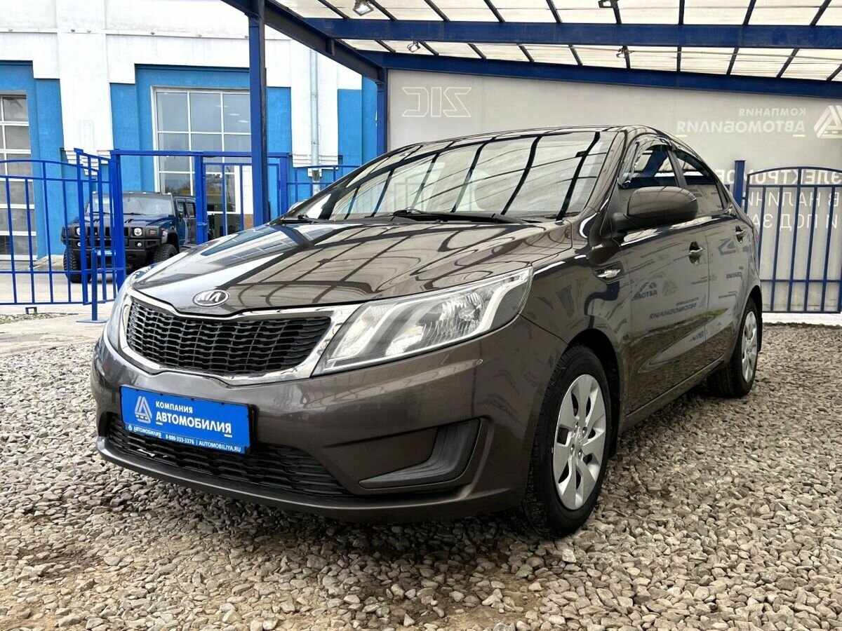 Купить б/у Kia Rio III 1.4 MT (107 л.с.) бензин механика в Ярославле: коричневый Киа Рио III ...