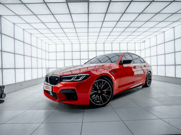 Купить б/у BMW M5 VI (F90) Competition 4.4 AT (625 л.с.) 4WD бензин ...