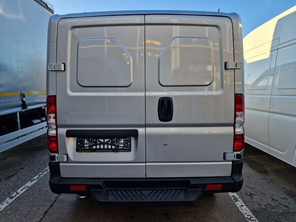 Купить новый Dongfeng K32 дизель механика в Павловской Слобода: серебристый цельнометаллический ...