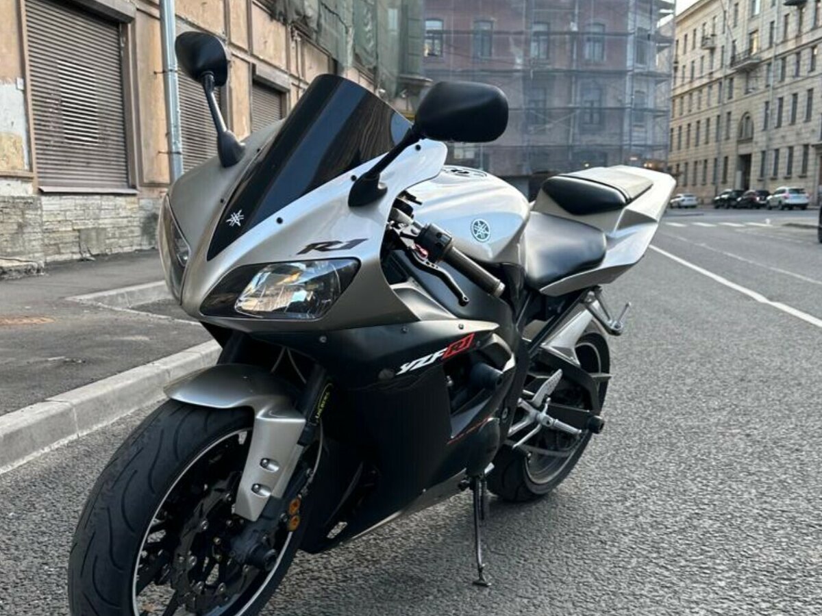 Купить б/у Yamaha YZF-R1 6 передач в Санкт-Петербурге: серебристый ...