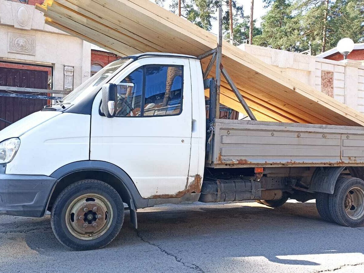 Купить б/у ГАЗ ГАЗель (3302) бензин-газ механика в Москве: белый бортовой грузовик 2007 года по ...