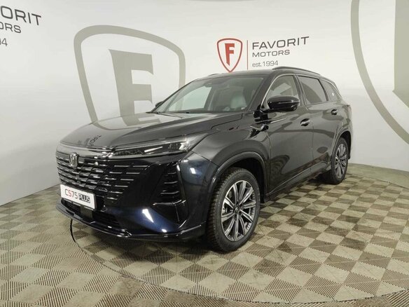 Купить новый Changan CS75 Plus III 2.0 AT (233 л.с.) бензин автомат в Москве: чёрный Чанган ...