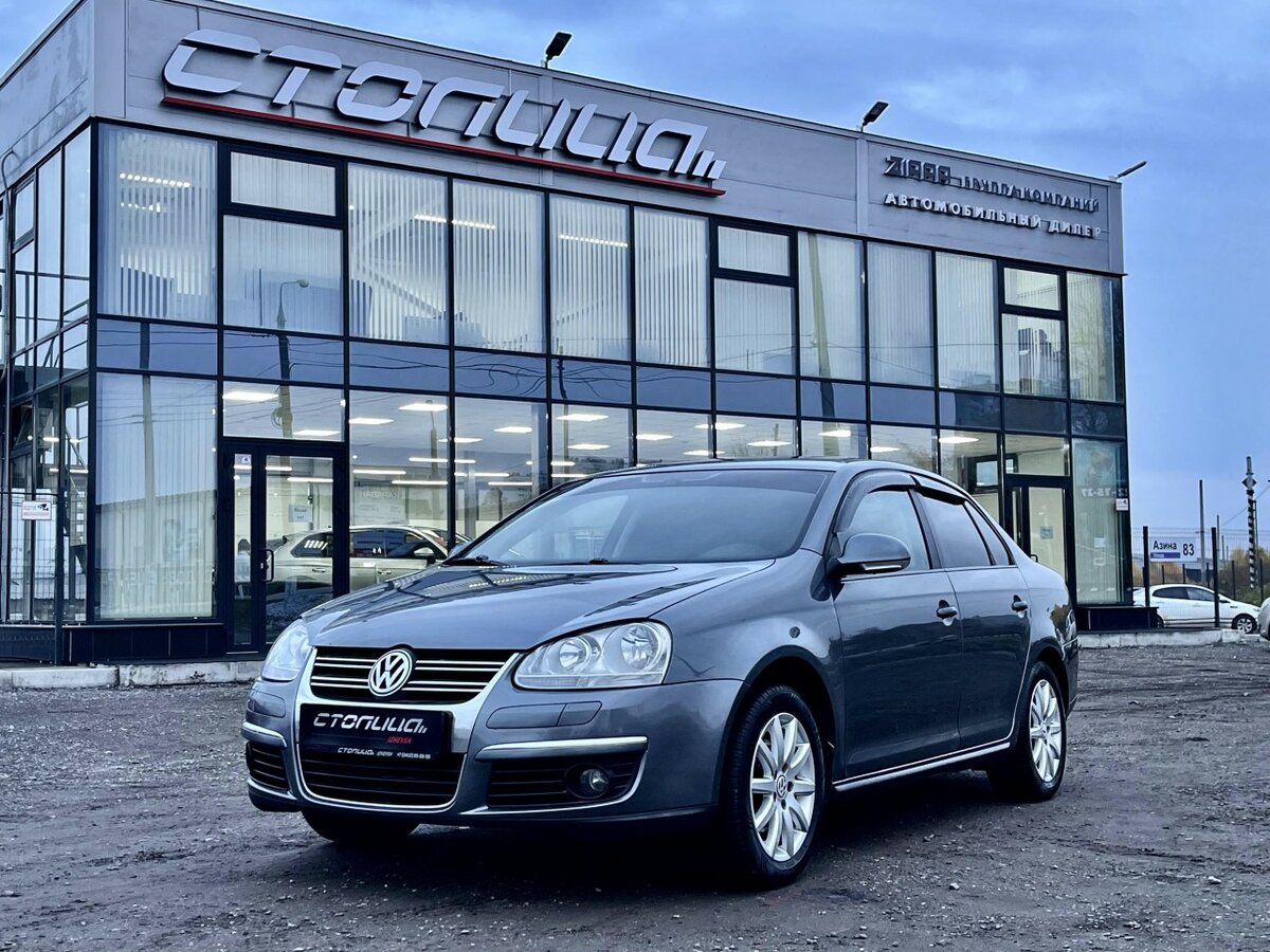 Купить б/у Volkswagen Jetta V 1.6 MT (102 л.с.) бензин механика в ...