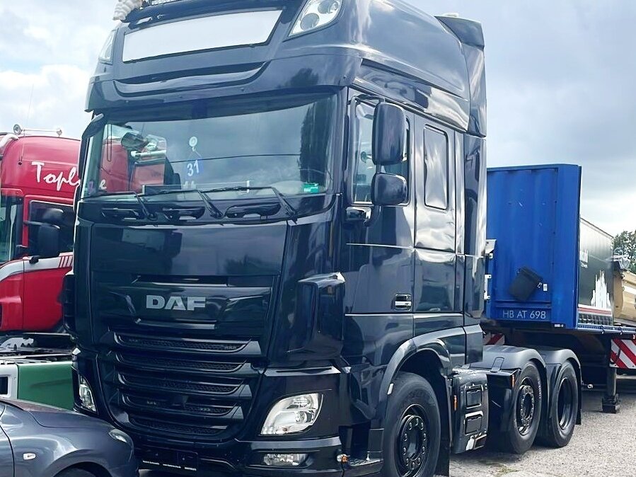 Купить б/у DAF XF дизель автомат в Калининграде: чёрный 2018 года на ...