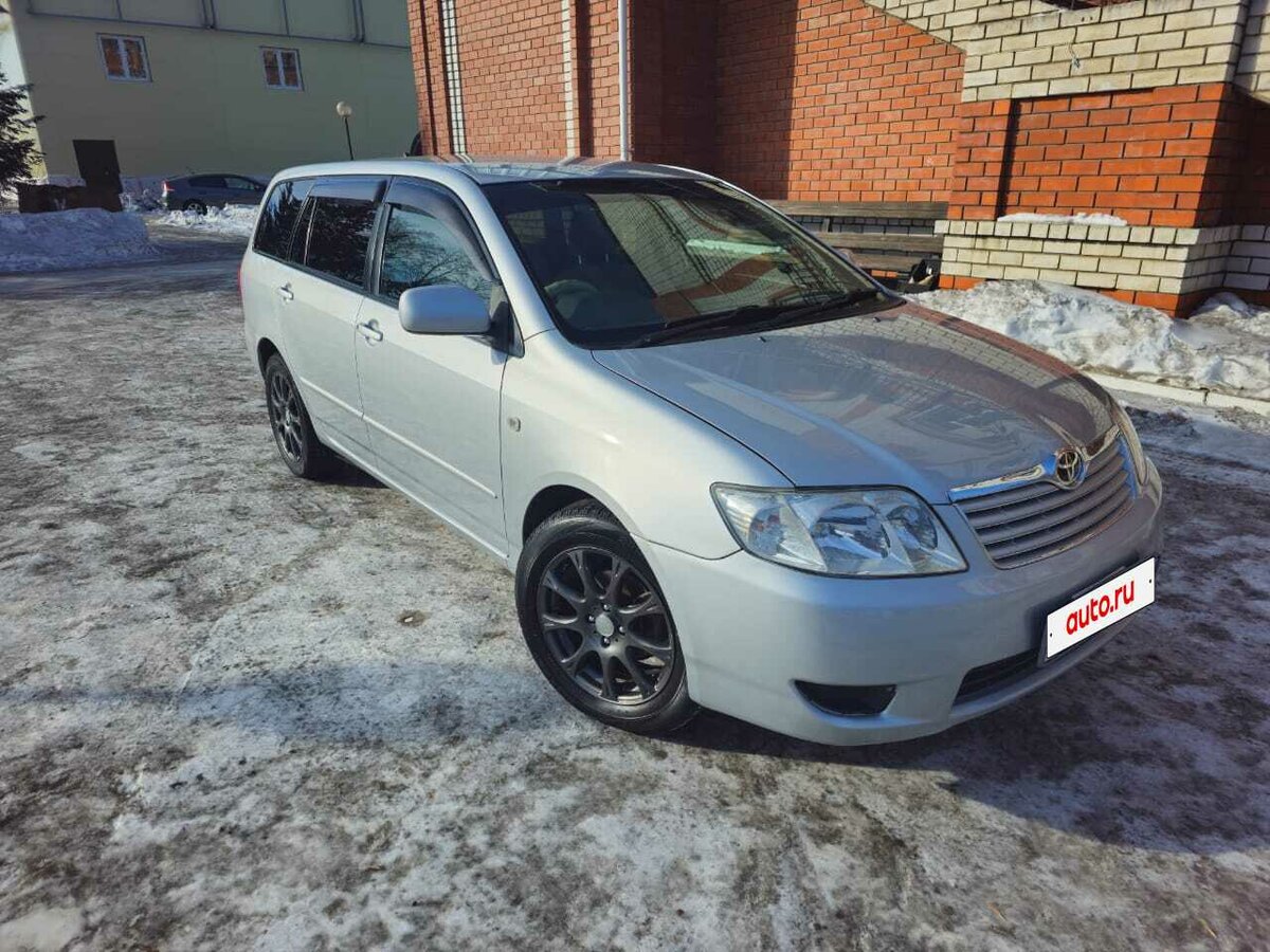 Купить б/у Toyota Corolla IX (E120, E130) Рестайлинг Fielder 1.5 AT ...