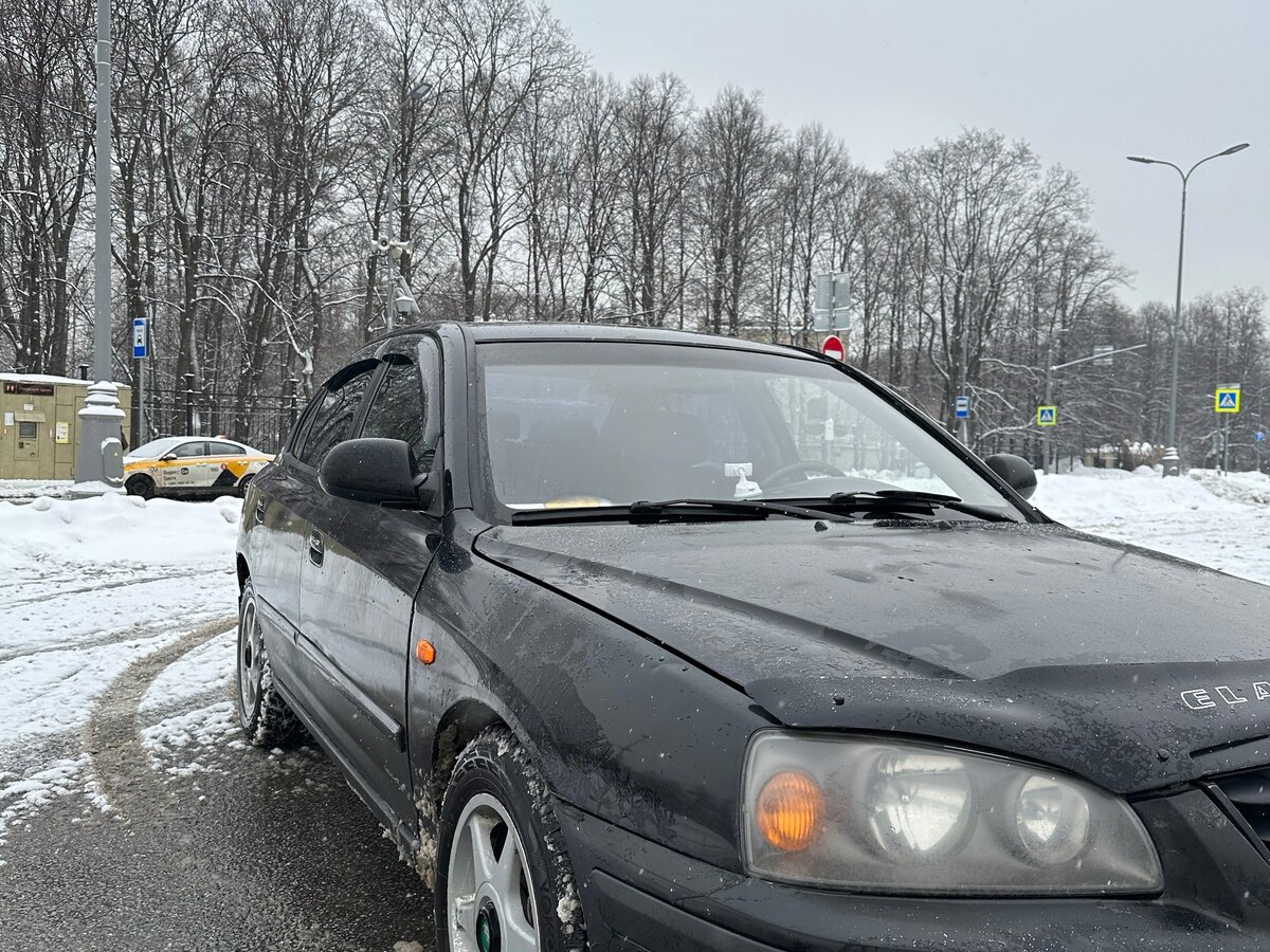 Купить б/у Hyundai Elantra III (XD2) Рестайлинг 1.6 AT (105 л.с ...