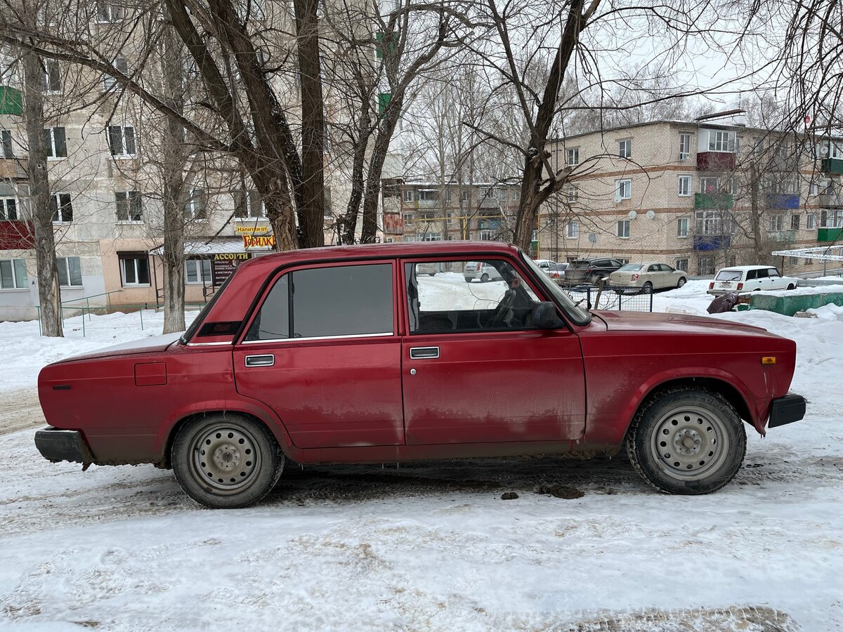 Купить б/у Lada (ВАЗ) 2107 1982-2012 1.5 MT (72 л.с.) бензин механика в ...