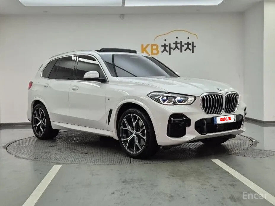 Купить б/у BMW X5 IV (G05/G18) 30d 3.0d AT (286 л.с.) 4WD дизель автомат в Благовещенске: белый ...