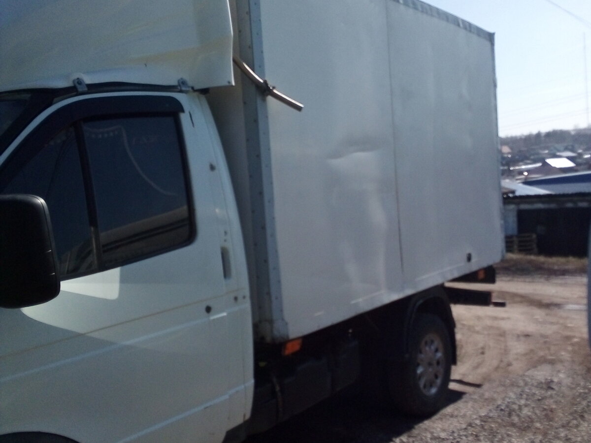 Купить б/у ГАЗ ГАЗель (3302) бензин механика в Красноярске: белый изотермический кузов 2006 года ...