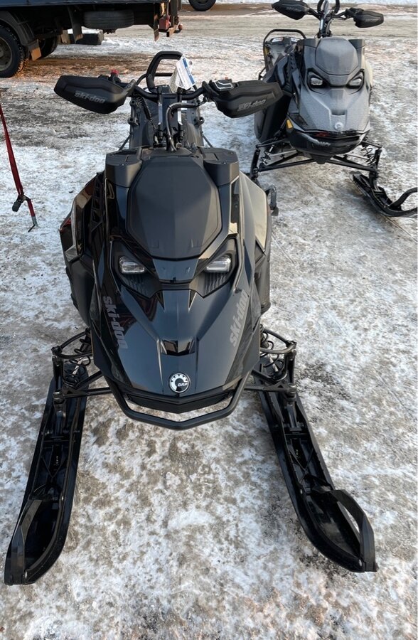 Купить б/у BRP Ski-Doo Summit 850 инжектор в Санкт-Петербурге: чёрный ...