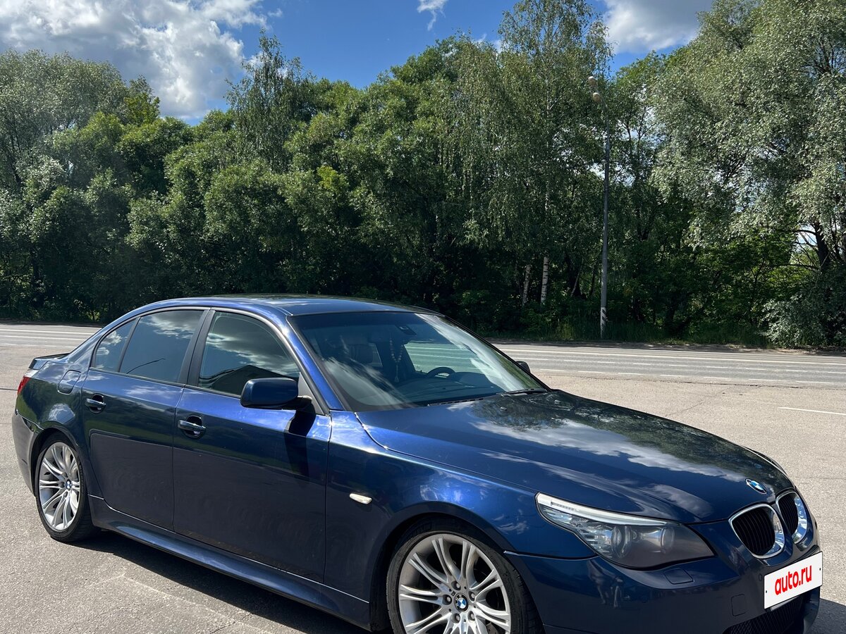 Купить б/у BMW 5 серии V (E60/E61) 530d 3.0d AT (231 л.с.) дизель автомат в Москве: синий БМВ 5 ...