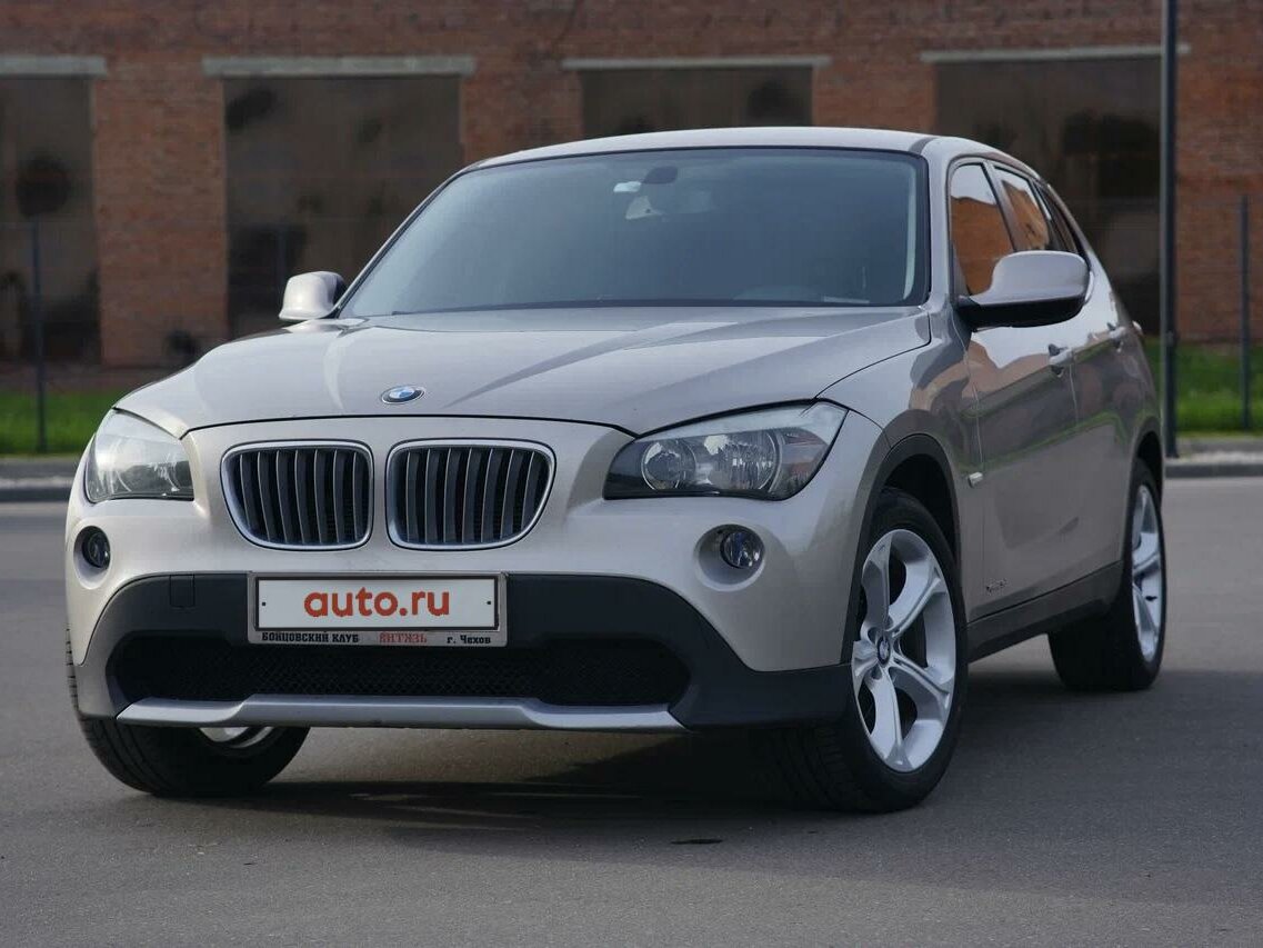 Купить б/у BMW X1 I (E84) 23d 2.0d AT (204 л.с.) 4WD дизель автомат в Чехове: серый БМВ Х1 I ...