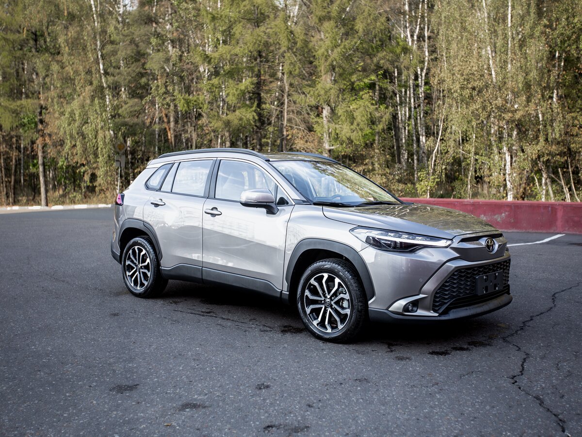 Купить б/у Toyota Frontlander 2021-2025 2.0 CVT (171 л.с.) бензин ...