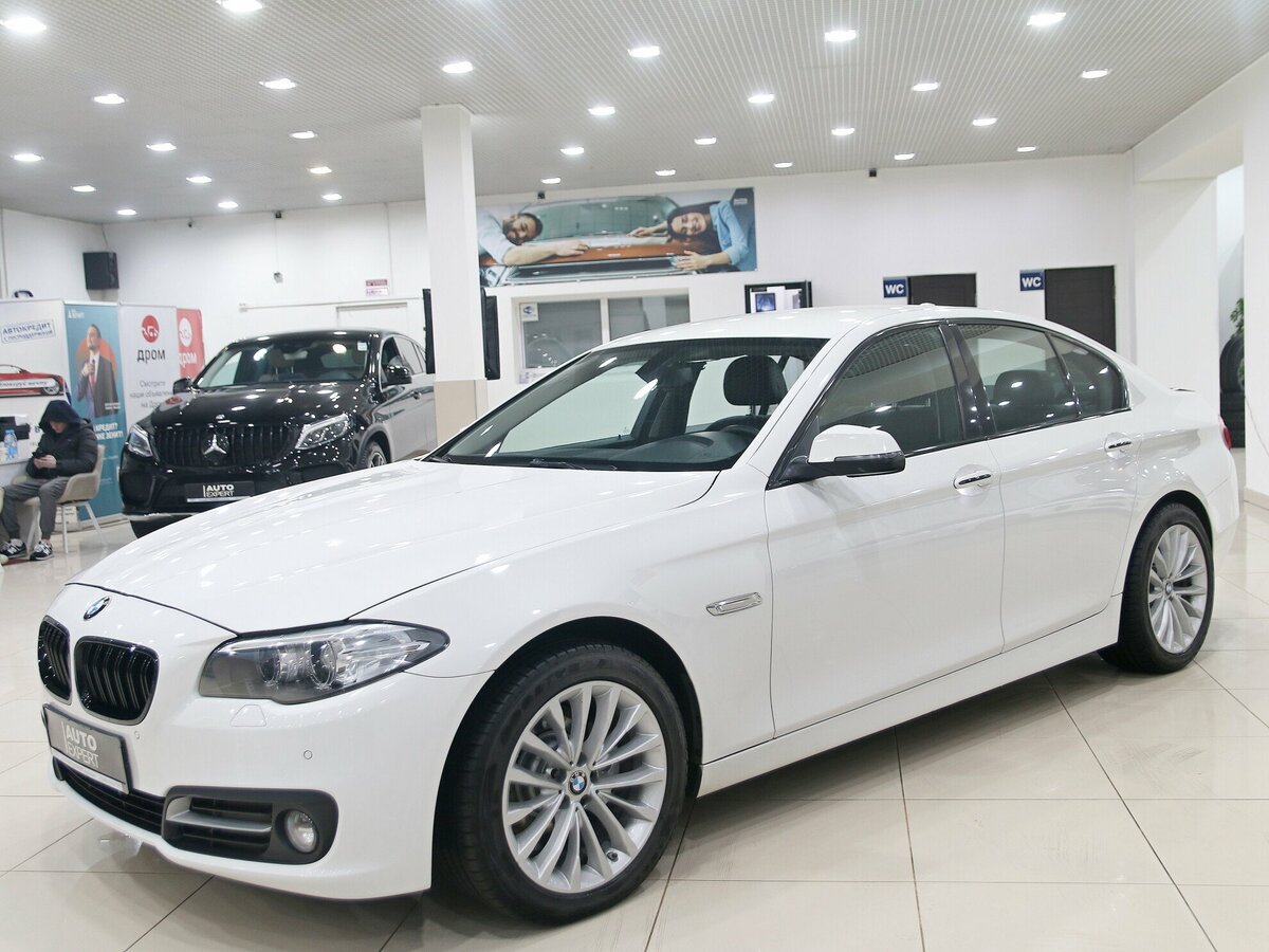 Купить б/у BMW 5 серии VI (F10/F11/F07) Рестайлинг 528i xDrive 2.0 AT (245 л.с.) 4WD бензин ...
