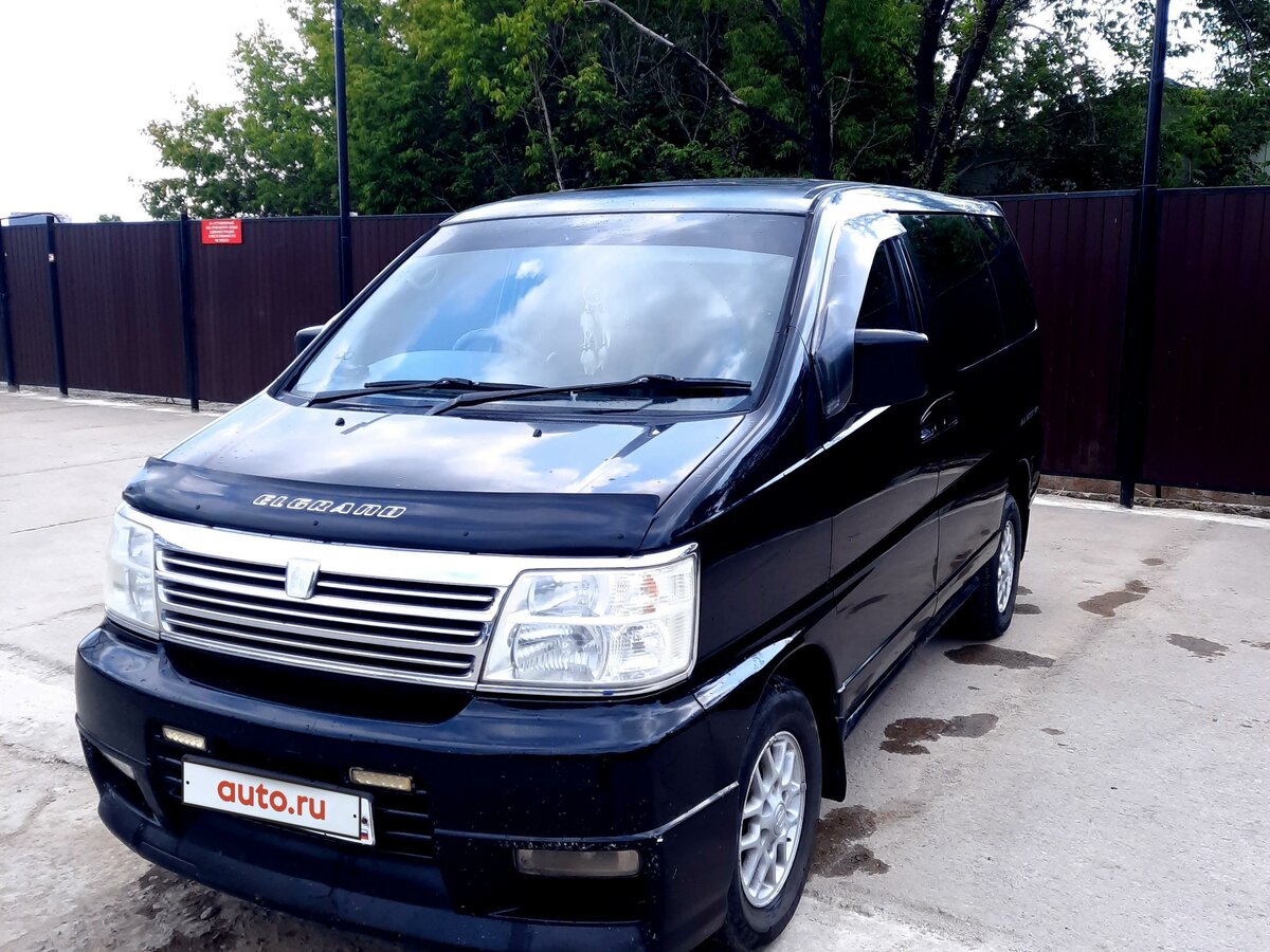 Купить б/у Nissan Elgrand I (E50) 3.2d AT (150 л.с.) 4WD дизель автомат в Хабаровске: чёрный ...