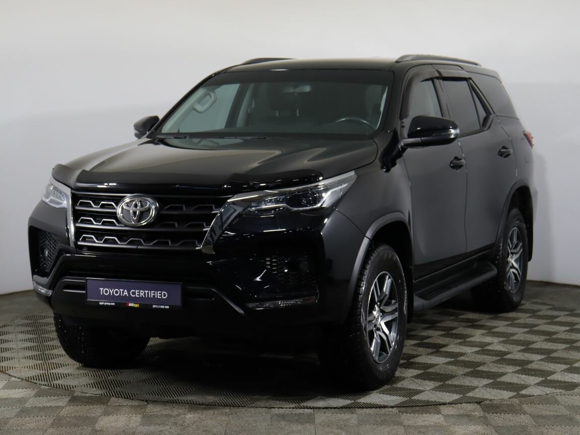 Купить б/у Toyota Fortuner II Рестайлинг 2.7 AT (166 л.с.) 4WD бензин ...