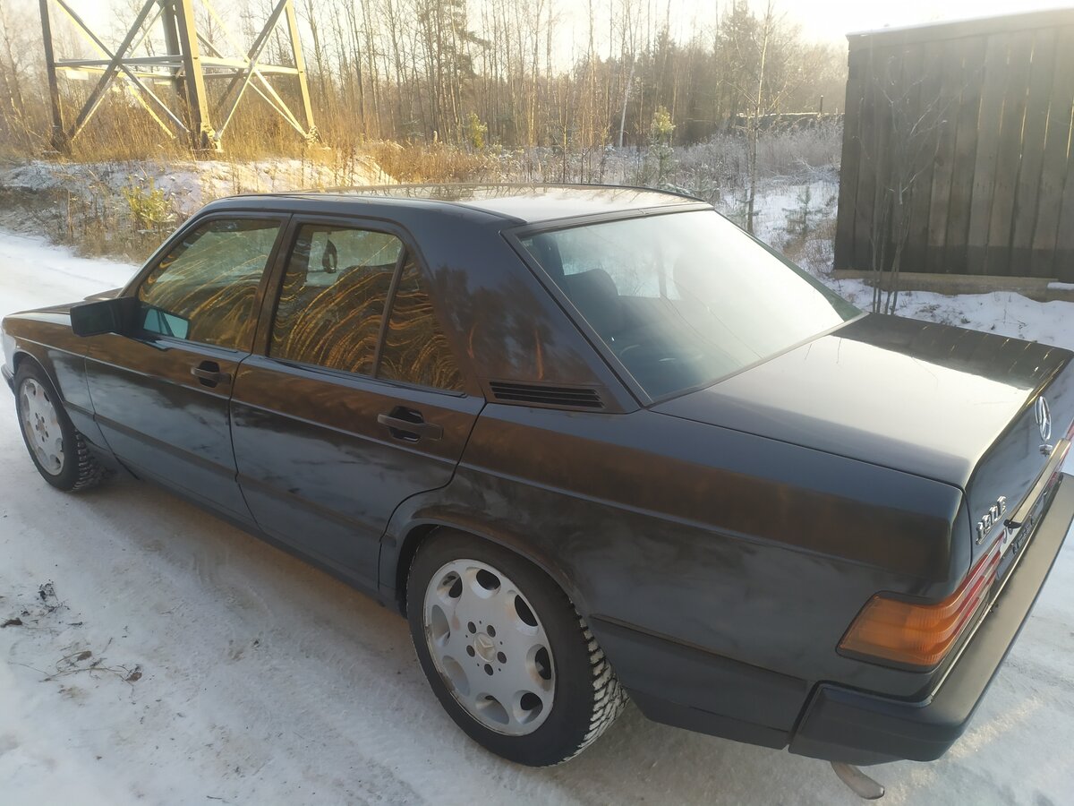 Купить б/у Mercedes-Benz 190 (W201) 1982-1993 2.0 MT (122 л.с.) бензин ...