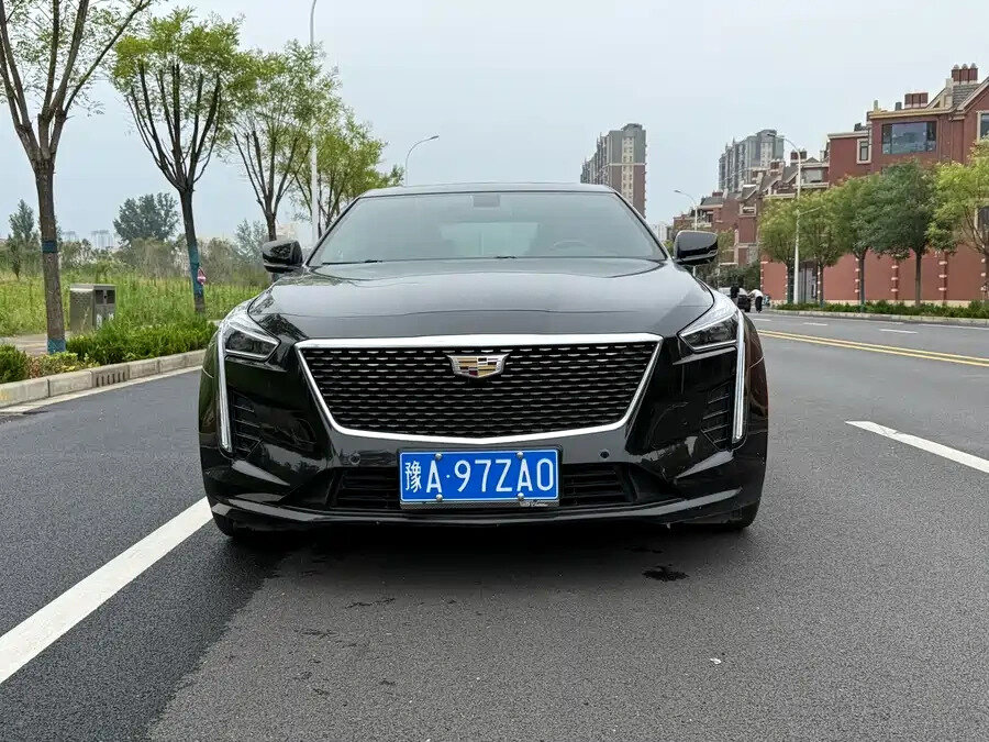 Купить б/у Cadillac CT6 I Рестайлинг 2.0 AT (241 л.с.) бензин автомат во Владивостоке: чёрный ...