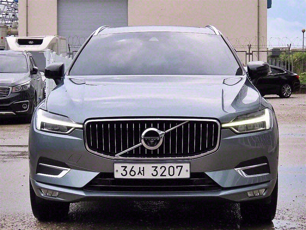 Купить б/у Volvo XC60 II 2.0d AT (190 л.с.) дизель автомат во Владивостоке: серый Вольво XC60 II ...