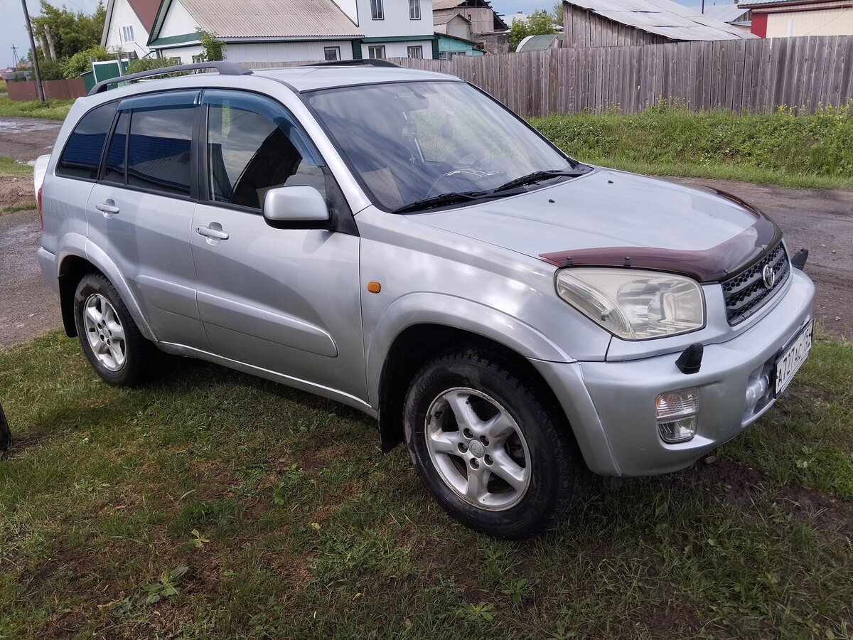 Купить б/у Toyota RAV4 II (XA20) 2.0 AT (150 л.с.) 4WD бензин автомат в ...
