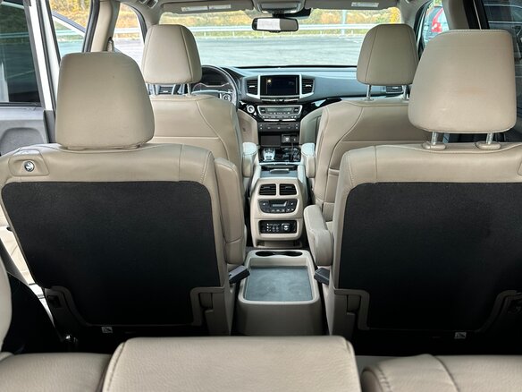 Купить б/у Honda Pilot III 9AT 3.5 AT (280 л.с.) 4WD бензин автомат в Красногорске: белый Хонда ...