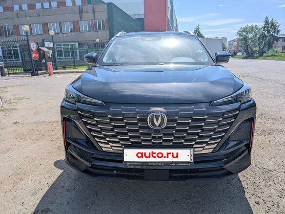 Купить б/у Changan CS55 Plus II 1.5 AMT (181 л.с.) бензин робот в Москве: чёрный Чанган ЦС55ПЛЮС ...